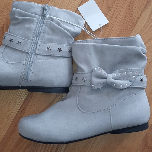 Piper | Shoes | New Sz 3 Or 4 Ankle Bow Boot Sparkle | Poshmark